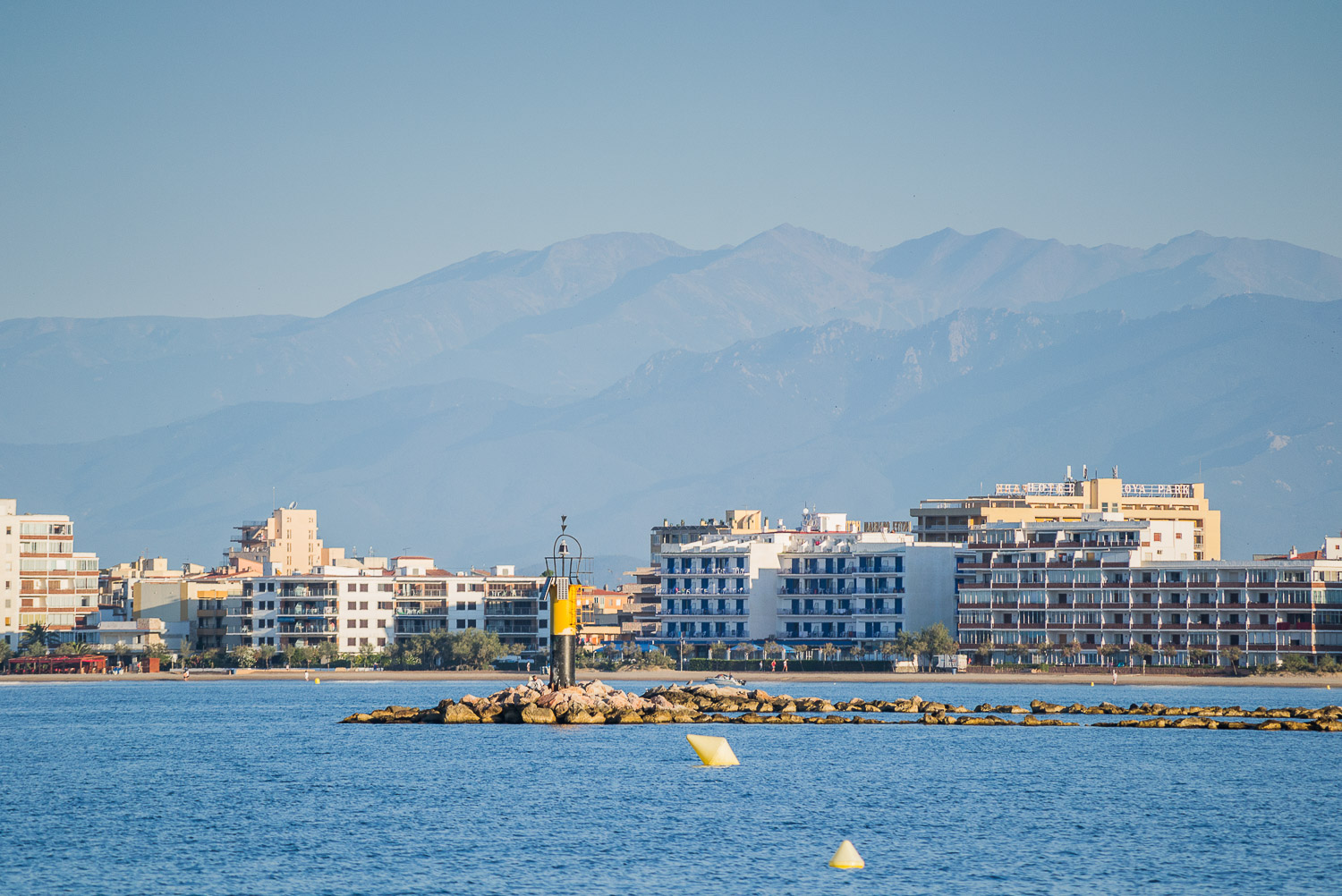 Contact us | VacacionesRoses